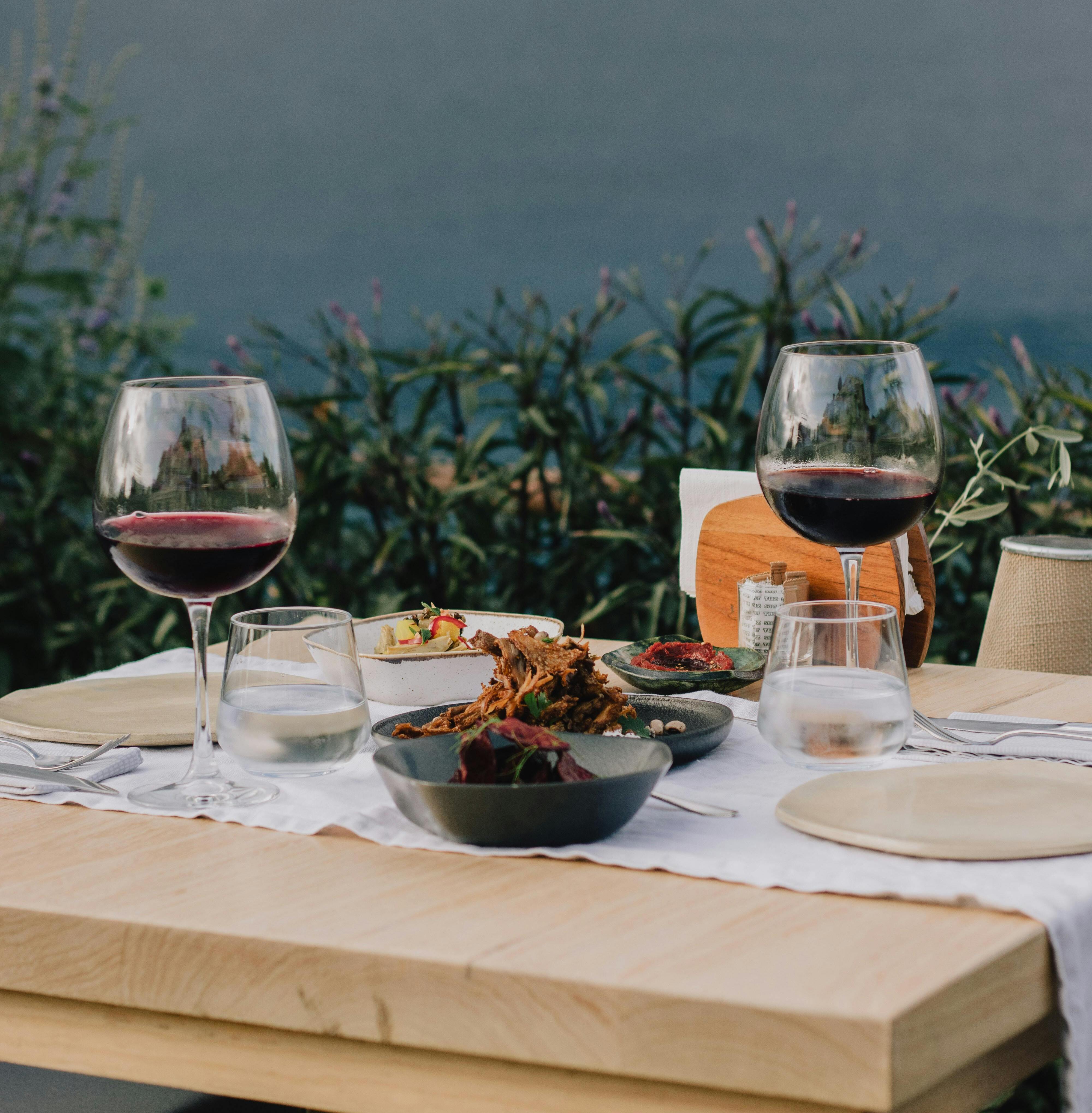 Garnacha, Grenache? One grape, many names
