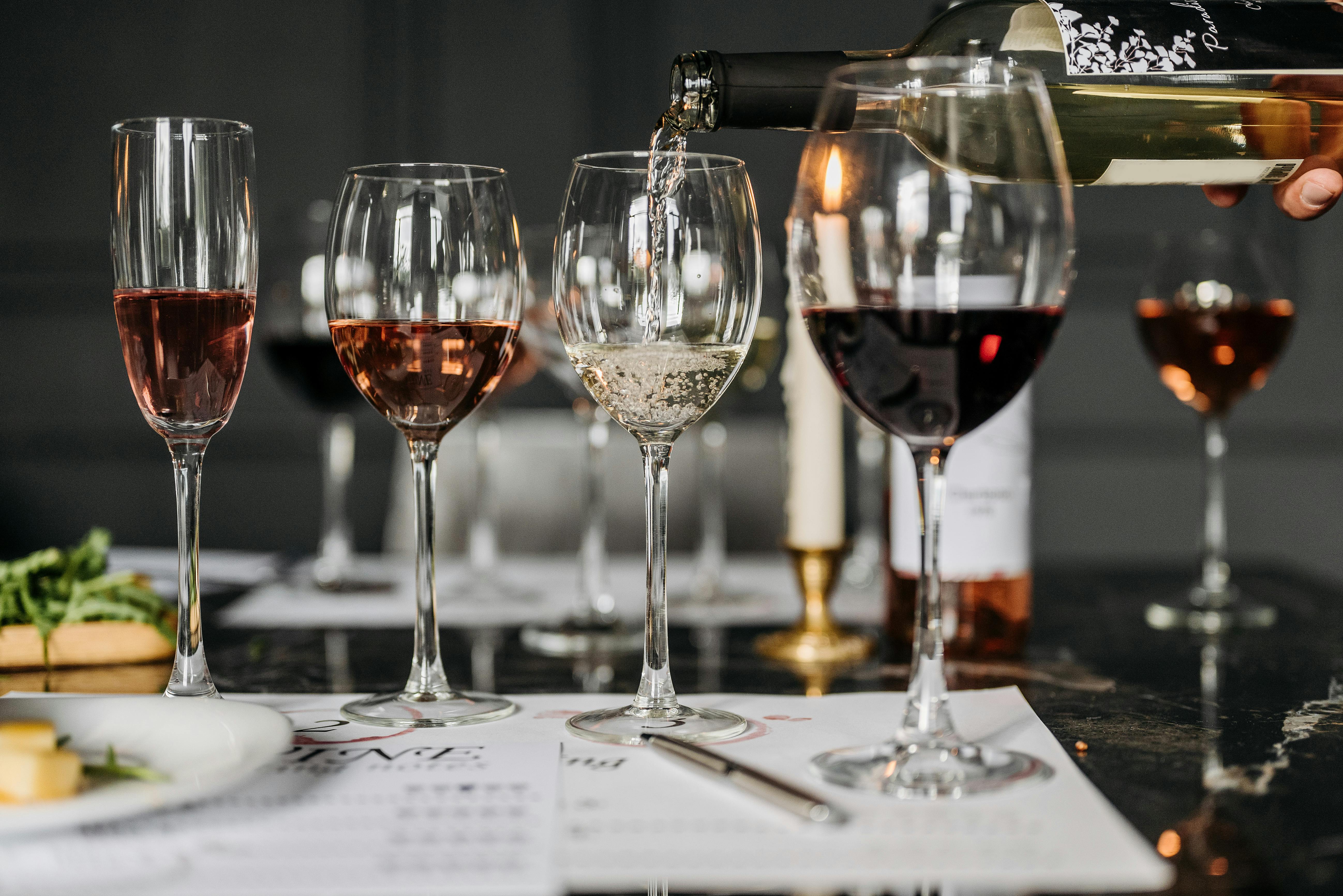 Wine colors explained, glass by glass