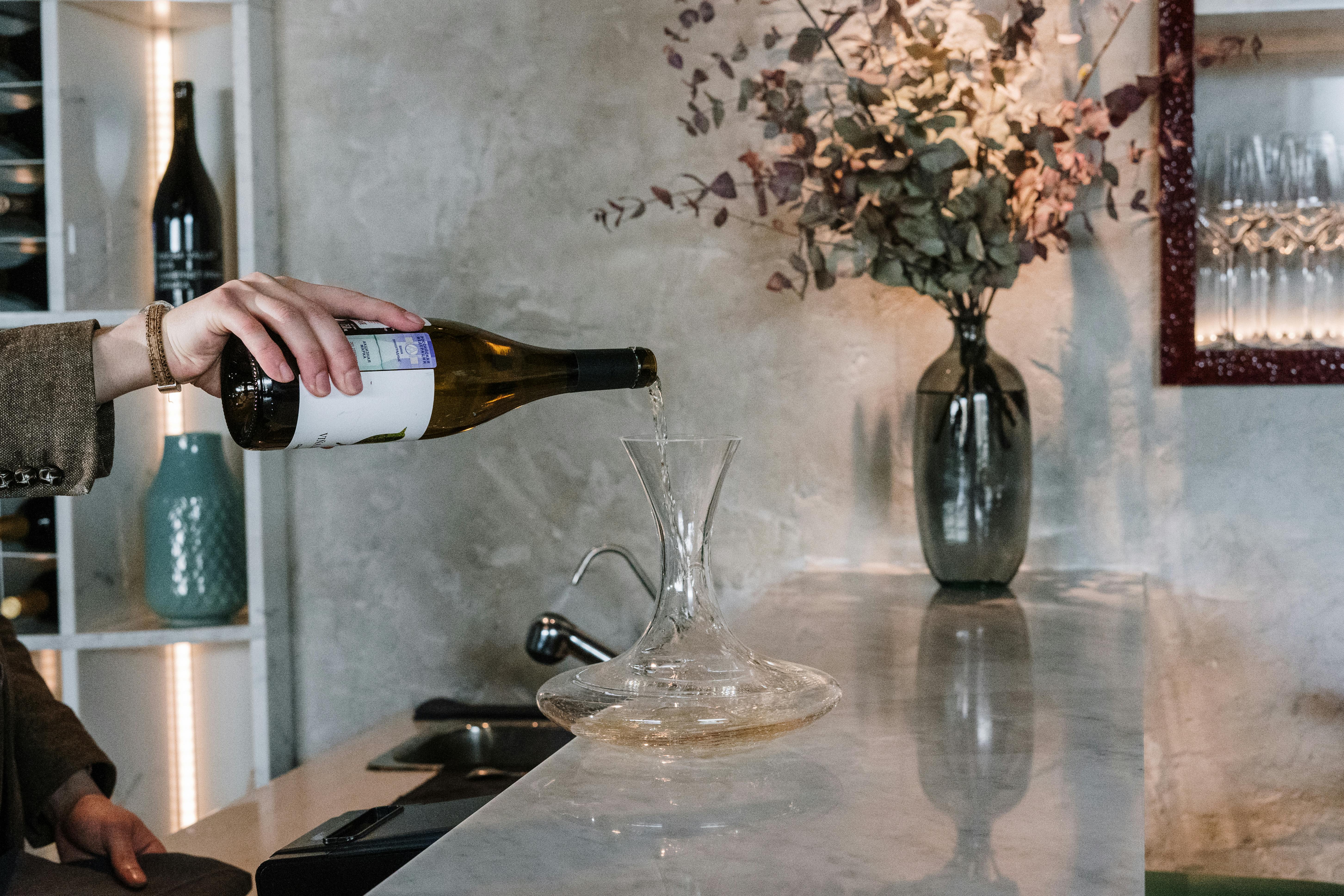 To decant or not to decant wine
